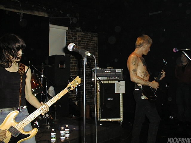 mickpunk - Dee Dee and Barbara Ramone, 2000.02.05, Club CoCoDrie, SF, CA